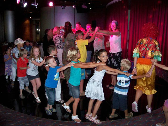 Diferentes escenarios para niños e interiores temáticos | Jardín de ...